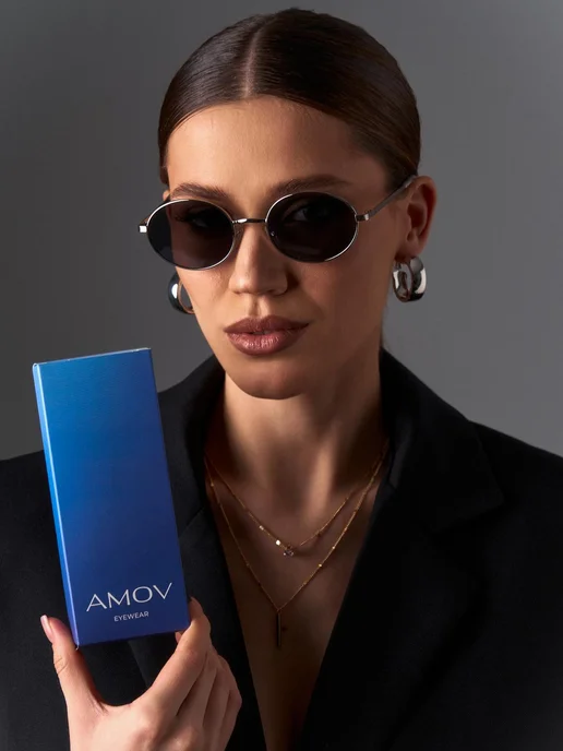 Стильные солнцезащитные очки 2025 AMOV